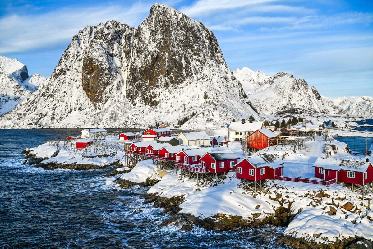Lofoten – Loving Norway’s Mountainous Islands! – Two Wayfaring Wanderers